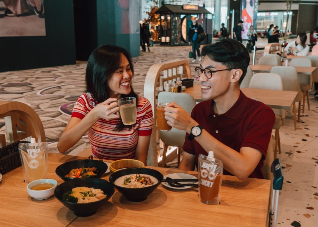 Family-friendly dining in Changi Airport transit areas: Kid-friendly ...
