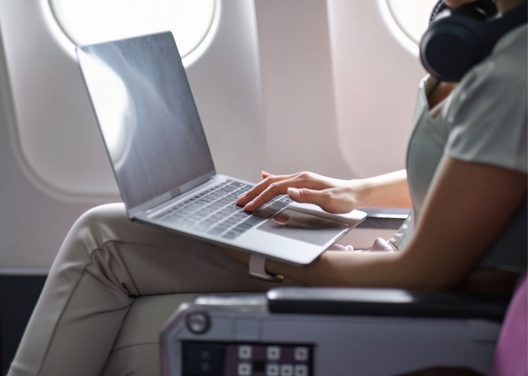 How to access free in-flight Wi-Fi on popular airlines like Singapore ...