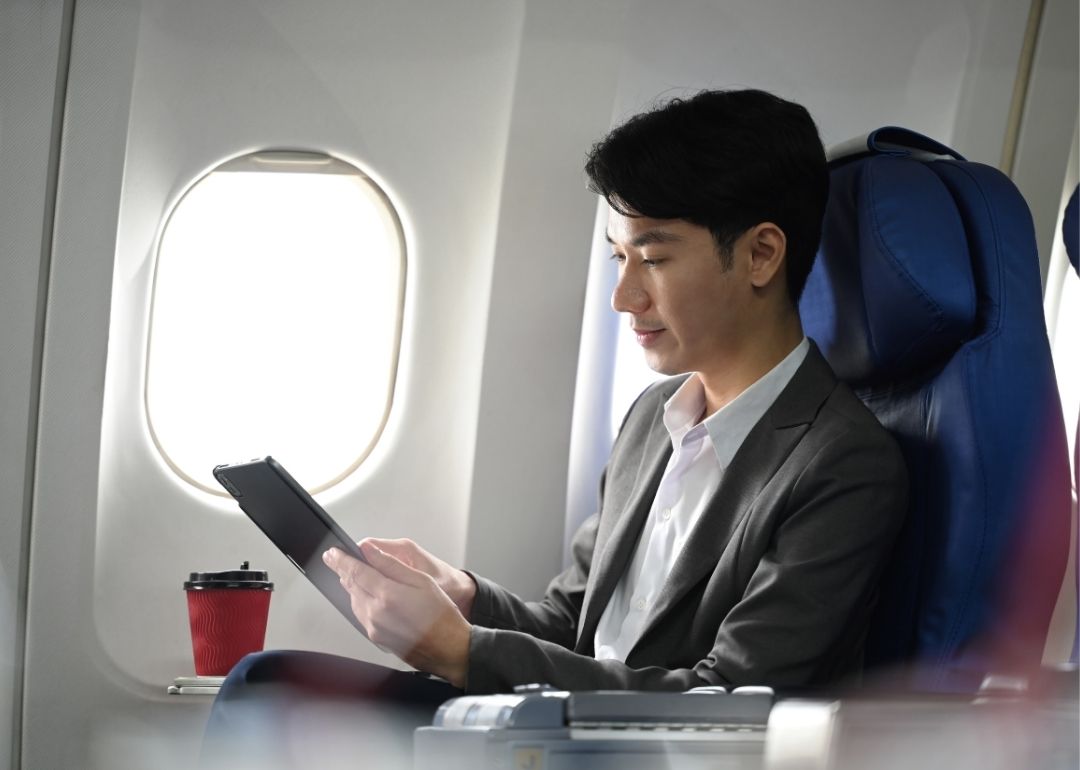 How to access free in-flight Wi-Fi on popular airlines like Singapore ...